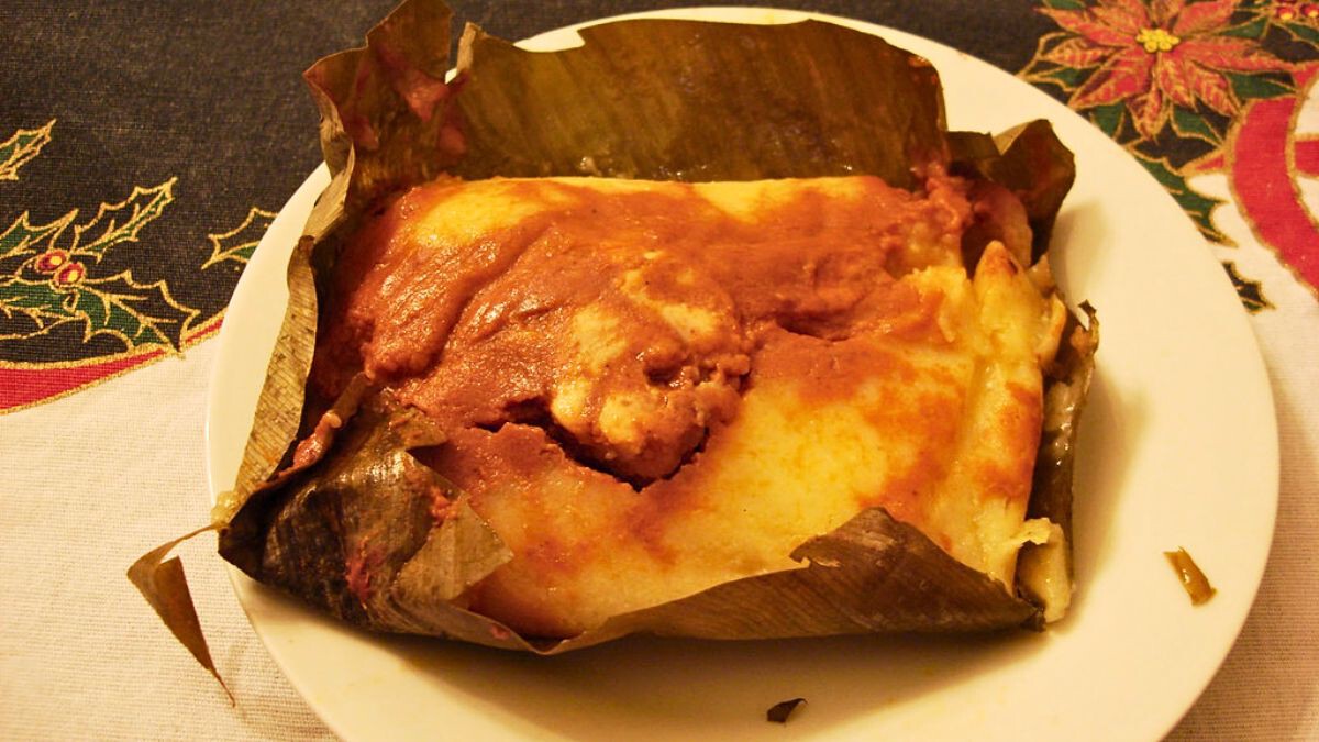 Cómo preparar una salsa roja deliciosa para tamales - Tragones pero Finos